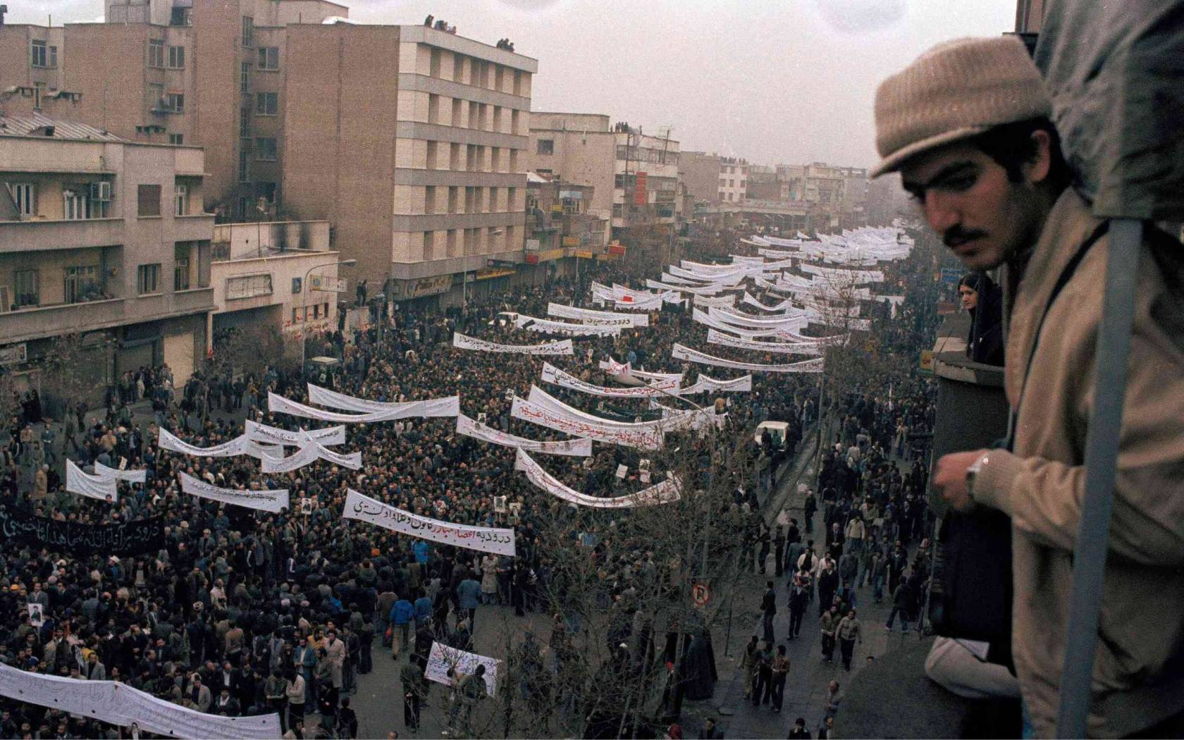 Iran's protest movement and the shadow of 1979 - Engelsberg ideas